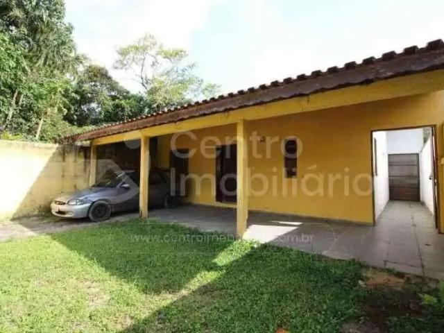 Casa / Sobrado para Venda em Peruíbe/SP Quinta Do Guarau 5 Quartos