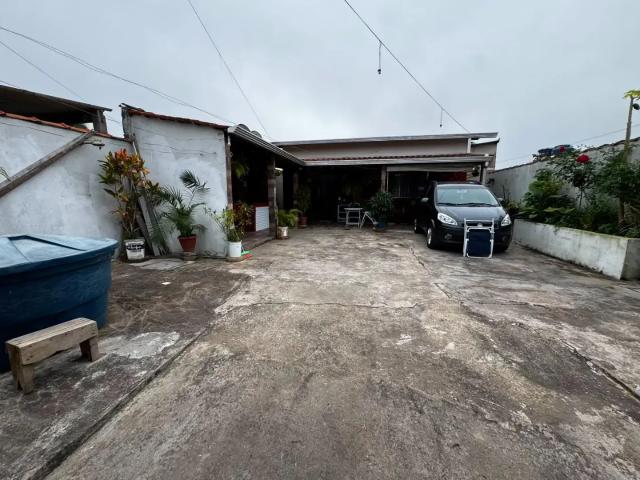 Casa / Sobrado para Venda em Peruíbe/SP Recreio Santista I 3 Quartos