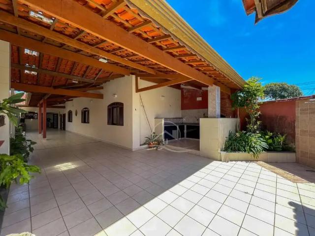 Casa / Sobrado para Venda em Peruíbe/SP Vila Romar 5 Quartos