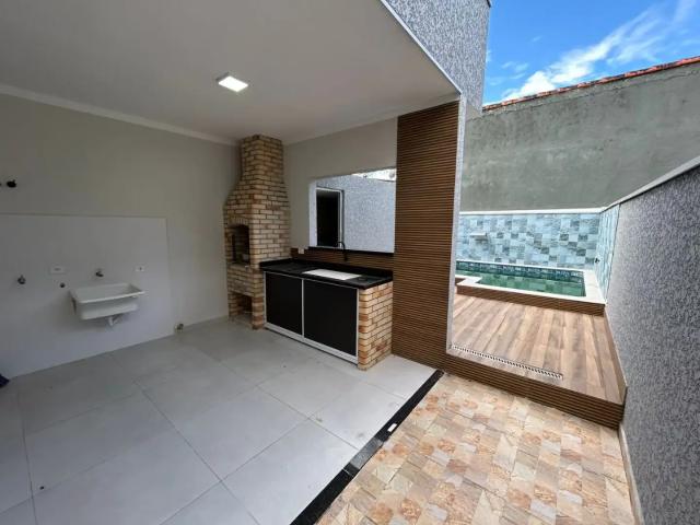 Casa / Sobrado para Venda em Peruíbe/SP Vila Romar 2 Quartos