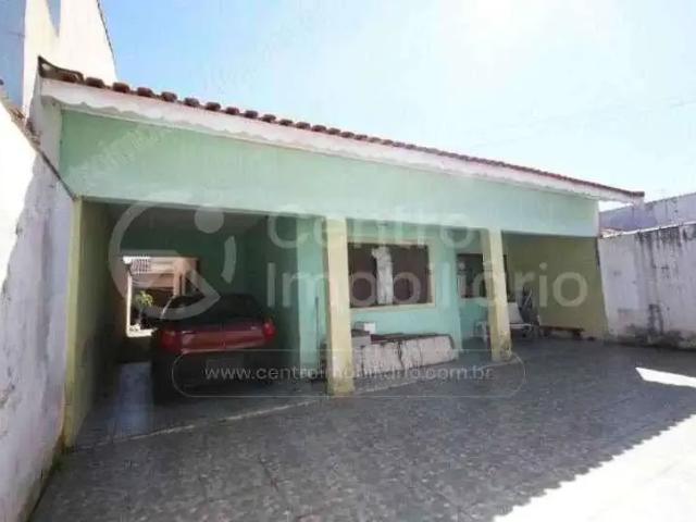 Casa / Sobrado para Venda em Peruíbe/SP Vila Romar 3 Quartos