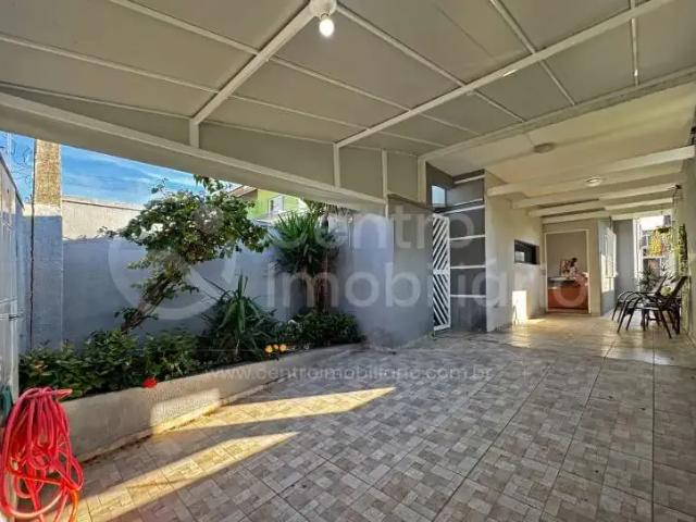 Casa / Sobrado para Venda em Peruíbe/SP Vila Romar 3 Quartos