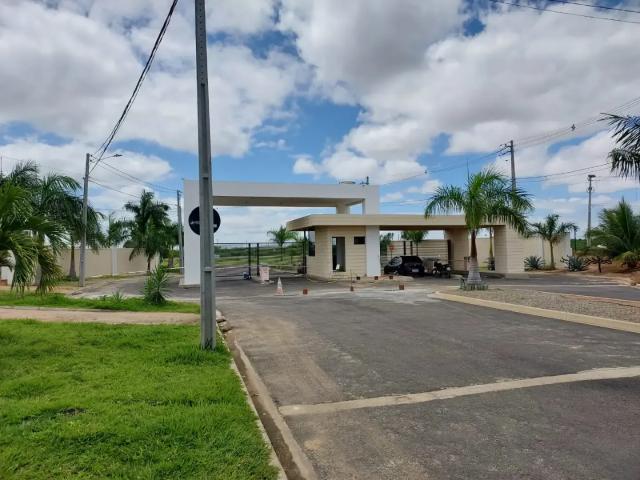 Casa / Sobrado para Venda em Petrolina/PE Topázio 3 Quartos