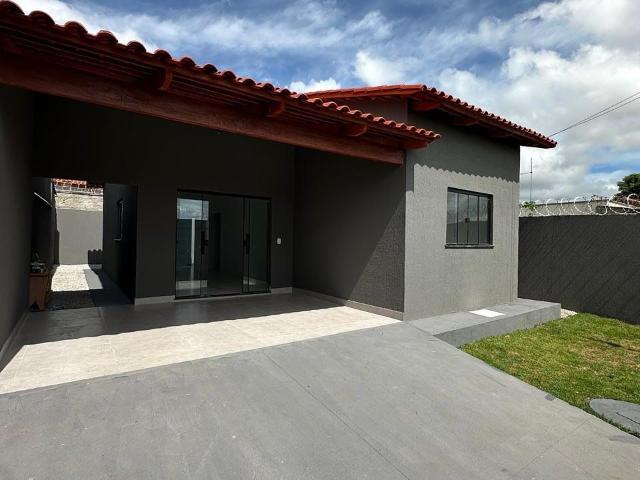 Casa / Sobrado para Venda em Petrolina/PE Vila Mocó 3 Quartos