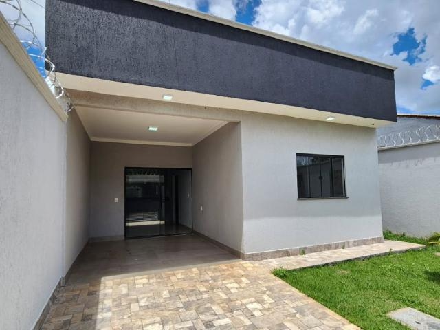 Casa / Sobrado para Venda em Petrolina/PE Dom Avelar 3 Quartos