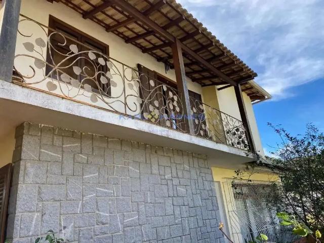 Casa / Sobrado para Venda em Petrópolis/RJ Coronel Veiga 5 Quartos