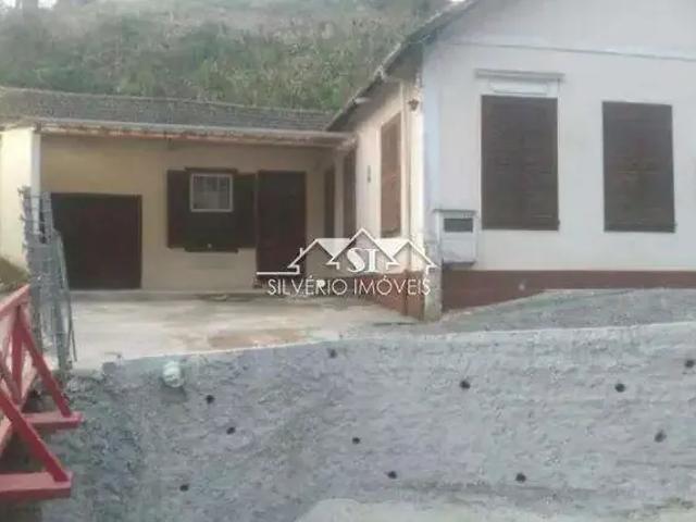 Casa / Sobrado para Venda em Petrópolis/RJ Coronel Veiga 3 Quartos