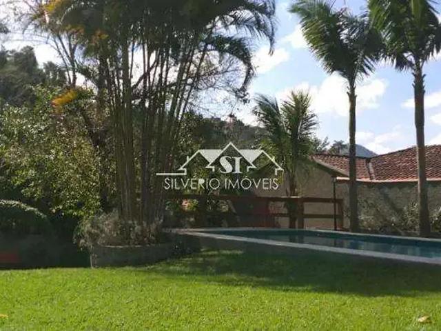 Casa / Sobrado para Venda em Petrópolis/RJ Corrêas 4 Quartos