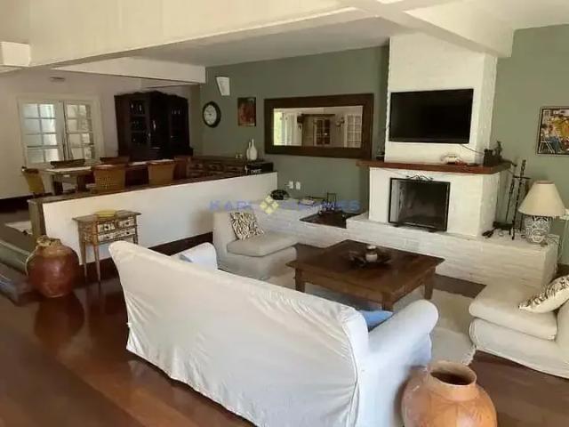 Casa / Sobrado para Venda em Petrópolis/RJ Corrêas 4 Quartos