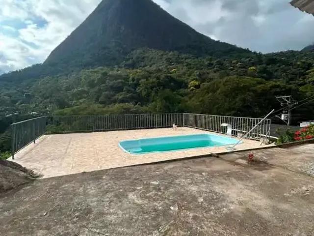 Casa / Sobrado para Venda em Petrópolis/RJ Corrêas 3 Quartos