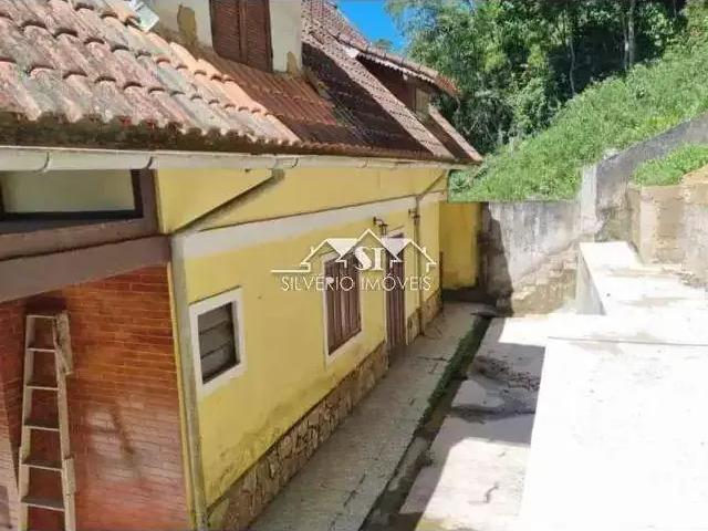 Casa / Sobrado para Venda em Petrópolis/RJ Caxambu 4 Quartos