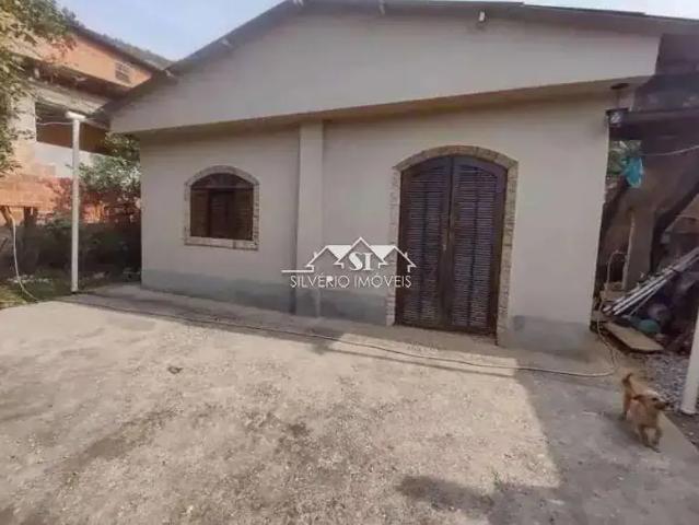 Casa / Sobrado para Venda em Petrópolis/RJ Carangola 3 Quartos