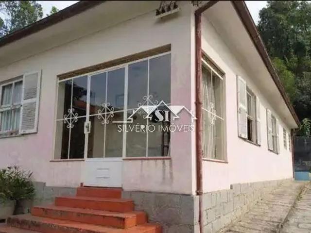 Casa / Sobrado para Venda em Petrópolis/RJ Carangola 4 Quartos