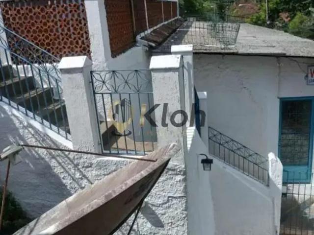 Casa / Sobrado para Venda em Petrópolis/RJ Castelanea 4 Quartos