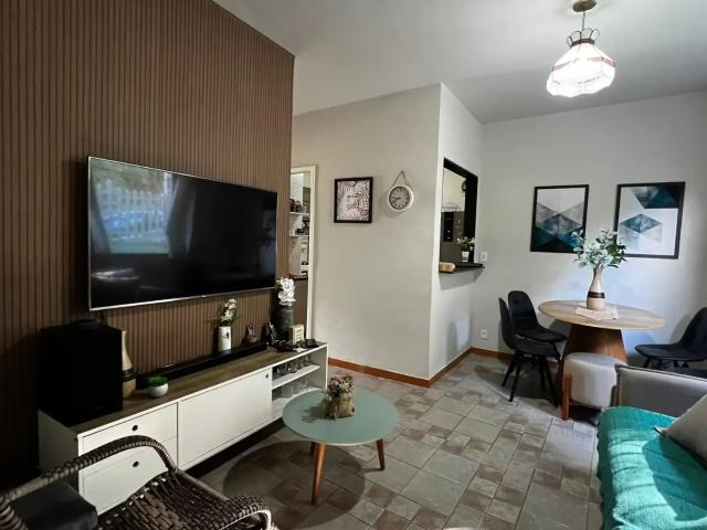 Casa / Sobrado para Venda em Petrópolis/RJ Castelanea 2 Quartos