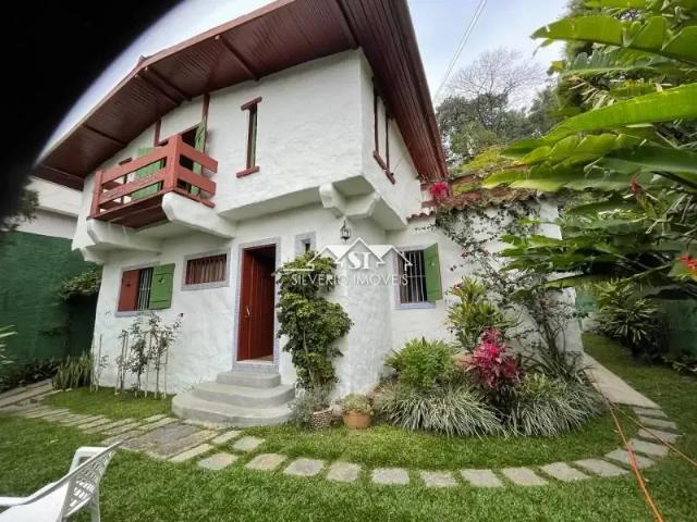 Casa / Sobrado para Venda em Petrópolis/RJ Castelanea 3 Quartos