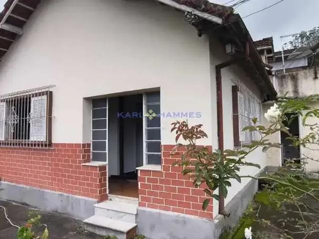 Casa / Sobrado para Venda em Petrópolis/RJ Castrioto 2 Quartos