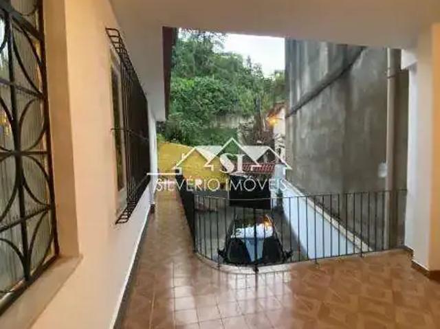 Casa / Sobrado para Venda em Petrópolis/RJ Centro 4 Quartos