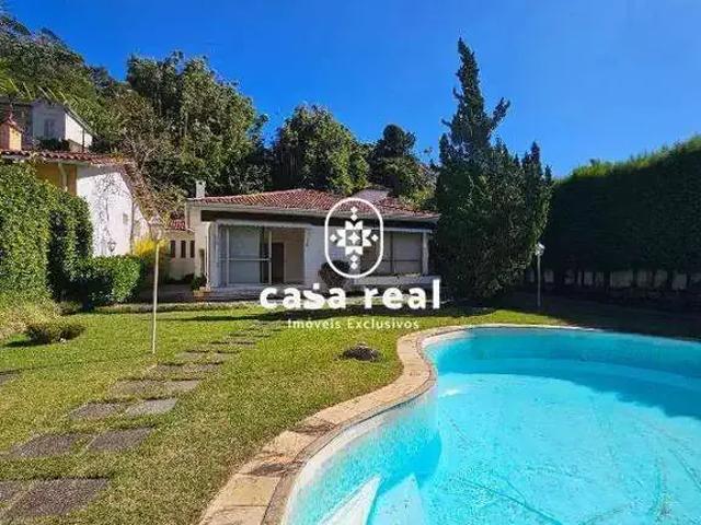 Casa / Sobrado para Venda em Petrópolis/RJ Centro 5 Quartos