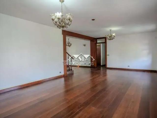 Casa / Sobrado para Venda em Petrópolis/RJ Centro 6 Quartos