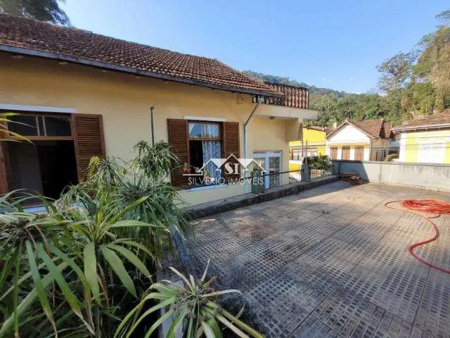 Casa / Sobrado para Venda em Petrópolis/RJ Centro 7 Quartos