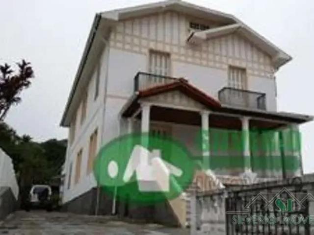 Casa / Sobrado para Venda em Petrópolis/RJ Centro 8 Quartos
