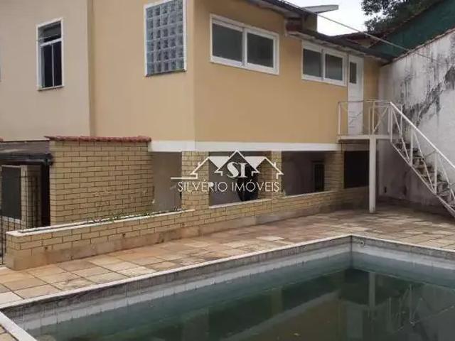 Casa / Sobrado para Venda em Petrópolis/RJ Centro 9 Quartos