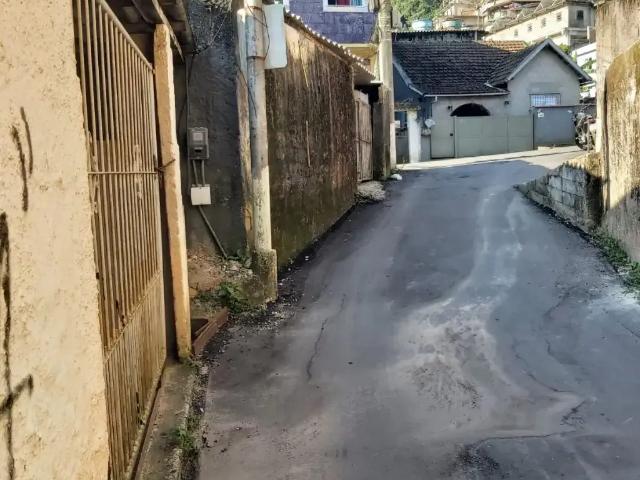 Casa / Sobrado para Venda em Petrópolis/RJ Chácara Flora 2 Quartos