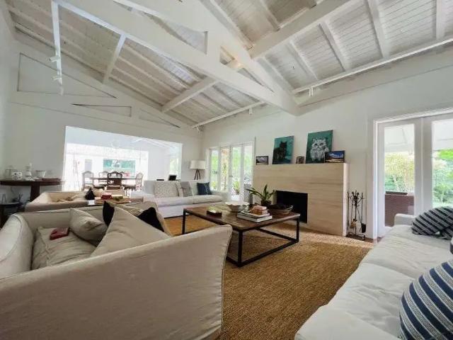 Casa / Sobrado para Venda em Petrópolis/RJ Cuiabá 4 Quartos