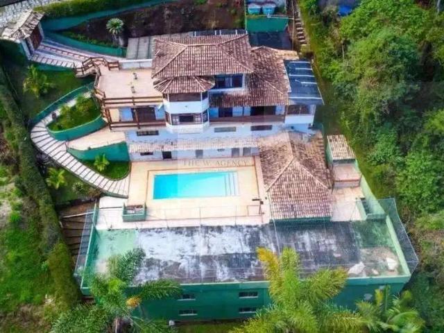 Casa / Sobrado para Venda em Petrópolis/RJ Cuiabá 4 Quartos