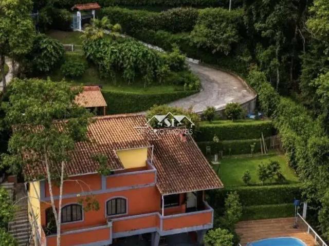 Casa / Sobrado para Venda em Petrópolis/RJ Cuiabá 5 Quartos