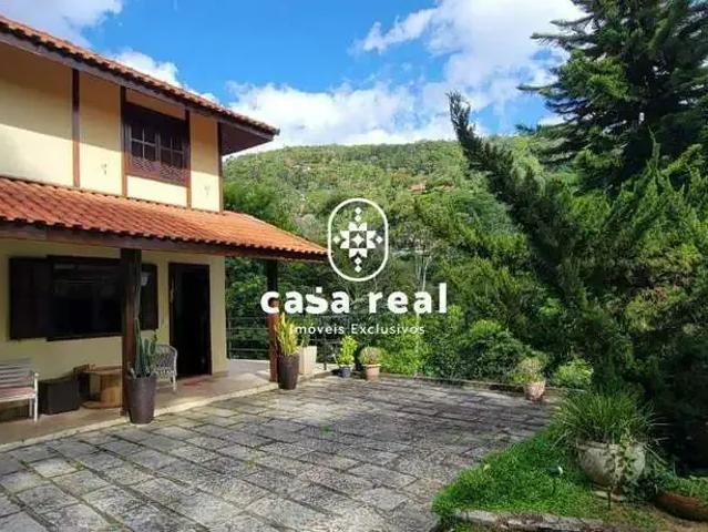 Casa / Sobrado para Venda em Petrópolis/RJ Araras 3 Quartos