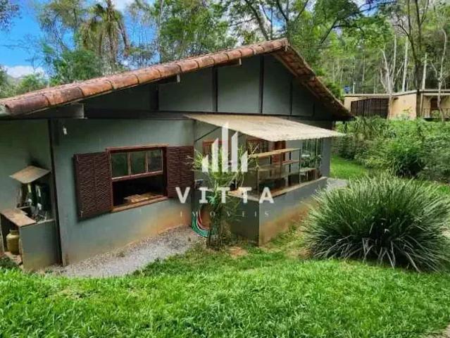 Casa / Sobrado para Venda em Petrópolis/RJ Araras 3 Quartos