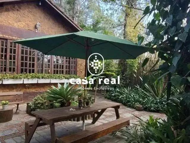 Casa / Sobrado para Venda em Petrópolis/RJ Araras 3 Quartos