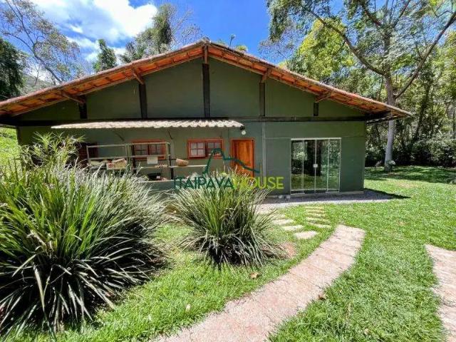 Casa / Sobrado para Venda em Petrópolis/RJ Araras 3 Quartos