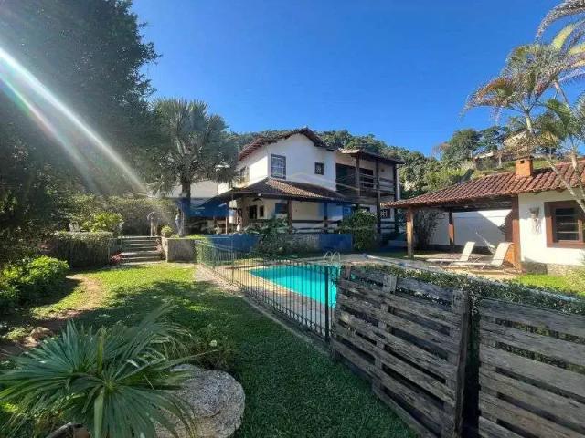 Casa / Sobrado para Venda em Petrópolis/RJ Bingen 4 Quartos