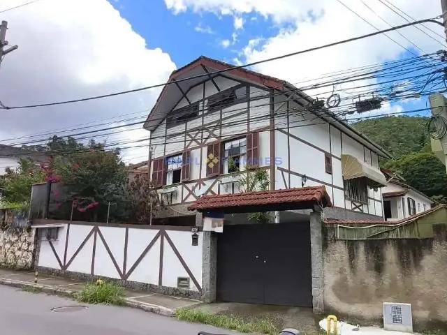 Casa / Sobrado para Venda em Petrópolis/RJ Bingen 7 Quartos