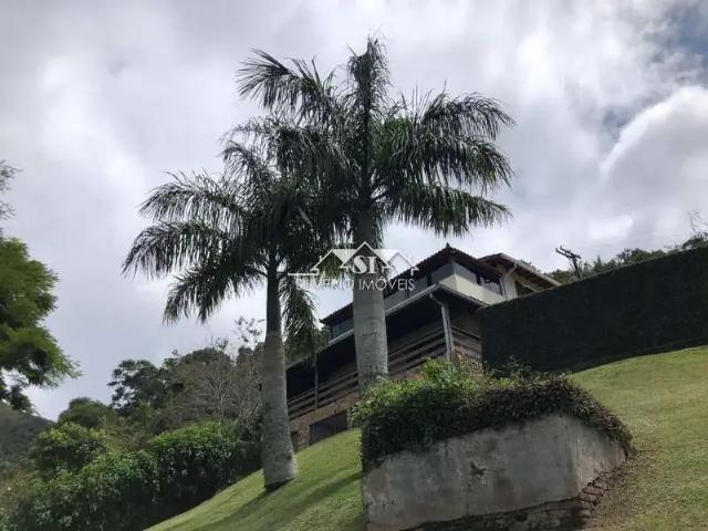 Casa / Sobrado para Venda em Petrópolis/RJ Estrada da Saudade 4 Quartos
