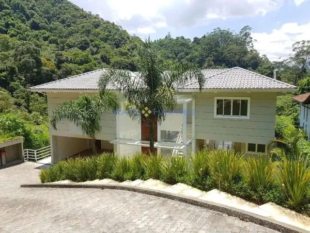 Casa / Sobrado para Venda em Petrópolis/RJ Independência 4 Quartos