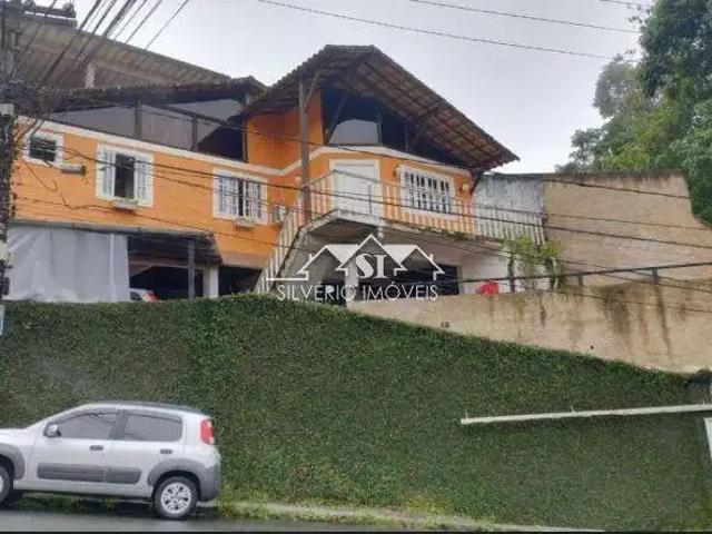 Casa / Sobrado para Venda em Petrópolis/RJ Independência 2 Quartos
