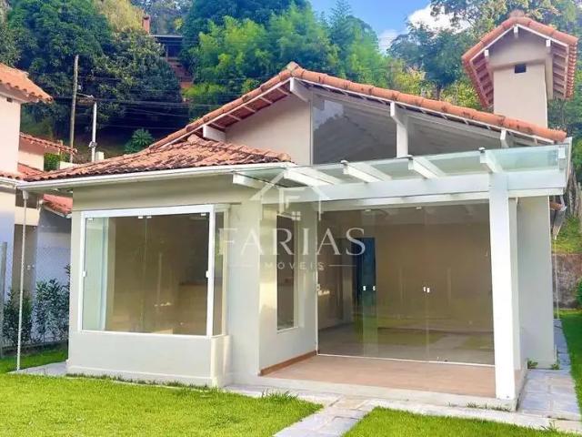 Casa / Sobrado para Venda em Petrópolis/RJ Itaipava 3 Quartos