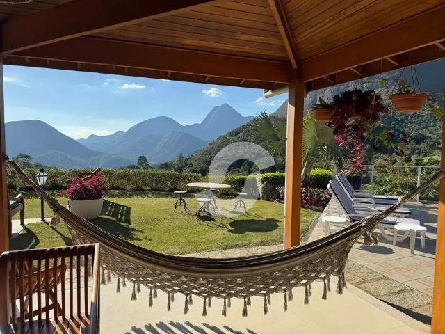 Casa / Sobrado para Venda em Petrópolis/RJ Itaipava 4 Quartos