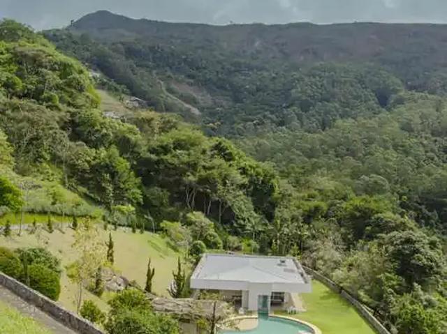 Casa / Sobrado para Venda em Petrópolis/RJ Itaipava 4 Quartos