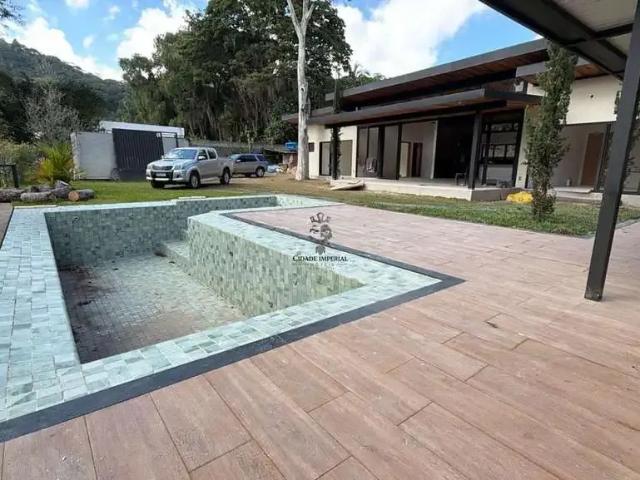 Casa / Sobrado para Venda em Petrópolis/RJ Itaipava 4 Quartos