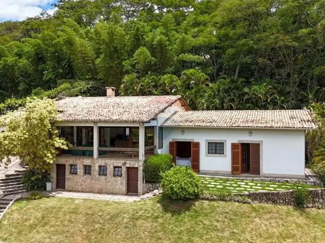 Casa / Sobrado para Venda em Petrópolis/RJ Itaipava 6 Quartos