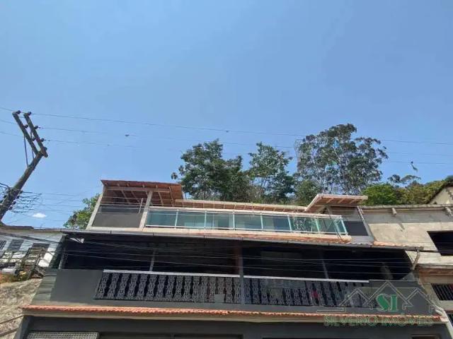 Casa / Sobrado para Venda em Petrópolis/RJ Itamarati 3 Quartos