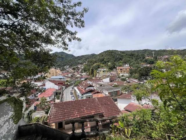 Casa / Sobrado para Venda em Petrópolis/RJ Mosela 3 Quartos