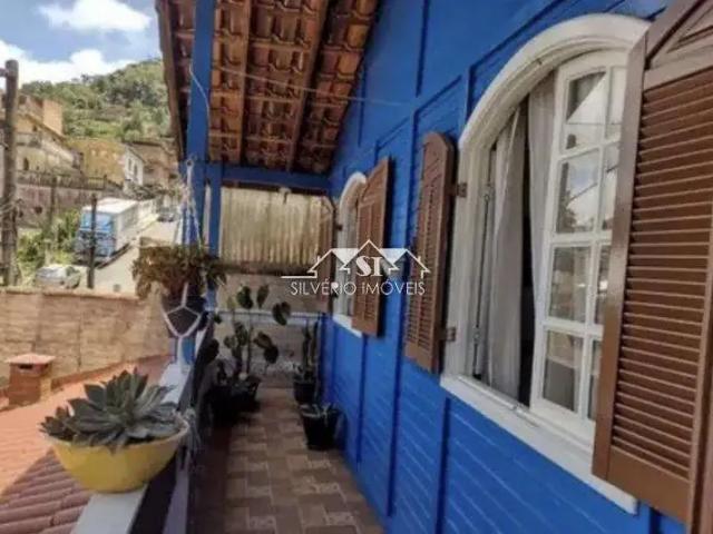 Casa / Sobrado para Venda em Petrópolis/RJ Mosela 3 Quartos