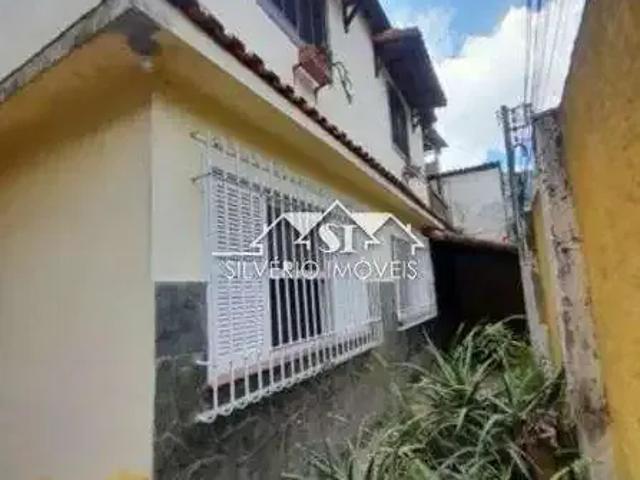 Casa / Sobrado para Venda em Petrópolis/RJ Mosela 6 Quartos