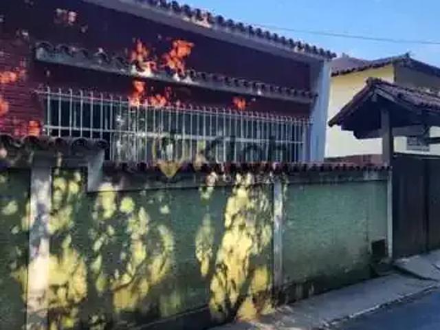 Casa / Sobrado para Venda em Petrópolis/RJ Mosela 6 Quartos